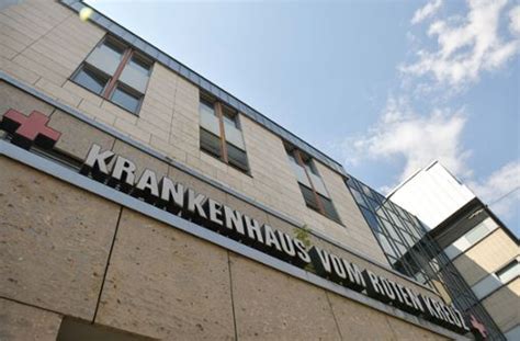 Krise weil der Ärztliche Direktor geht Was wird aus dem Rote Kreuz