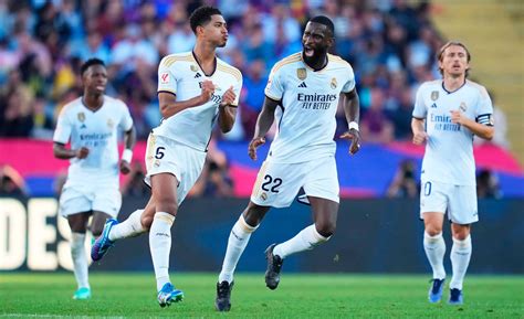 Real Madrid le dio vuelta el clásico al Barcelona de la mano de Jude