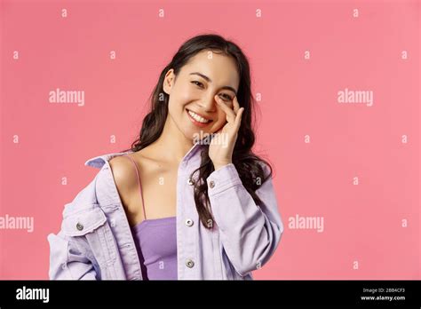 Lifestyle Fashion And Beauty Concept Close Up Portrait Of Carefree