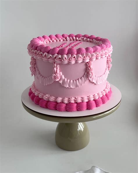 ТОРТЫ БЕНТО КАПКЕЙКИ НИЖНИЙ НОВГОРОД On Instagram Сникерс 2 кг💞 Vintage Birthday Cakes