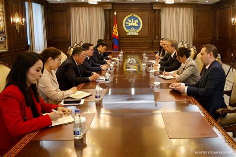 Г Занданшатар Алтай дамнасан улс орнуудын эрдэм шинжилгээ судалгааны хамтын ажиллагааг олон