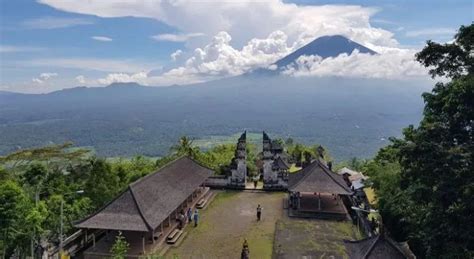 Pura Lempuyang Madya Pura Tertua Di Bali Dengan Panorama Memukau