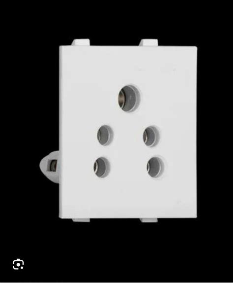 5a Electric 5 Pin Socket At ₹ 40piece In New Delhi Id 2853048532173
