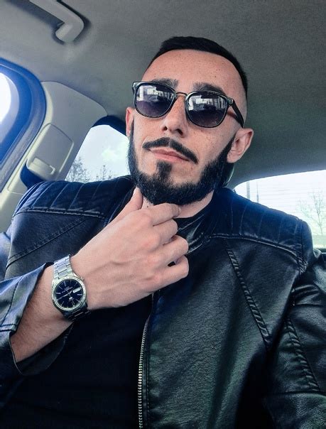 Девушка сказала что она толстая — девушка пошутила Ты сказал девушке что она толстая