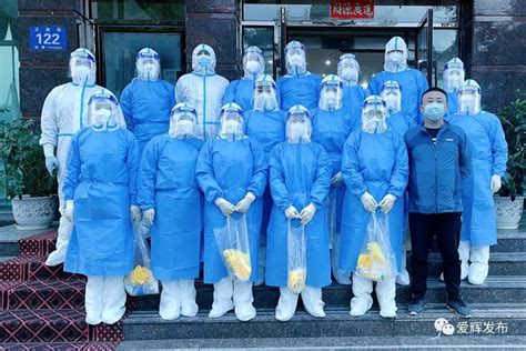 心手相牵，守望相助 兄弟县市星夜兼程支援爱辉澎湃号·政务澎湃新闻 The Paper