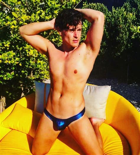 Blake Mciver Ewings Feet