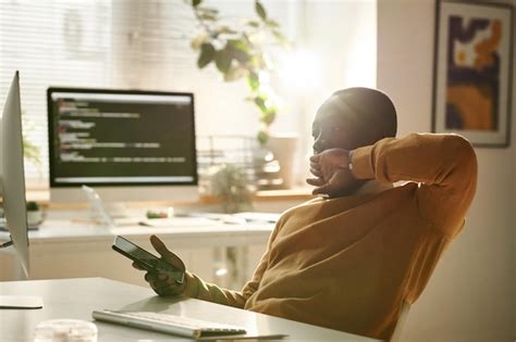 Premium Photo Tired It Developer Working On Computer