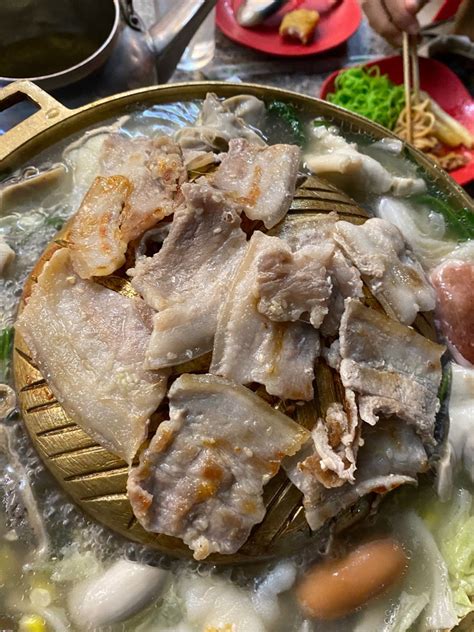 ปักพินโดย คุณนายจอง ใน 한국 음식 อาหาร ถ่ายอาหาร ภาพอาหาร