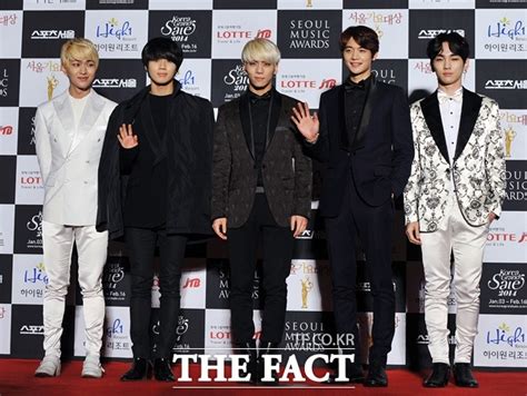 샤이니가 아이돌 고참 어느덧 8년차 연예 기사 더팩트