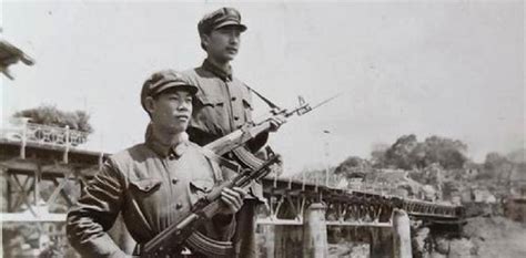 老山战役，一越南士兵被俘：放了我，我保你全军，结果说到做到