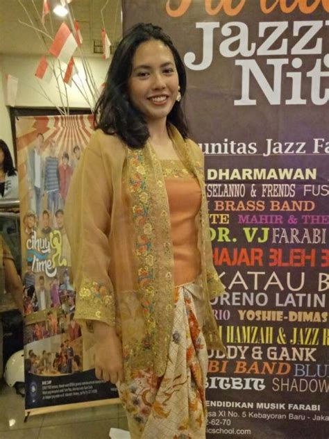 Diah Ayu Lestari Siapkan Album Berbahasa Inggris Showbiz