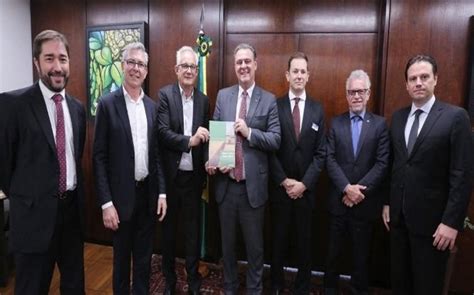 Topnews Aqui Você Tem Mais Conteúdo Sicredi Participa De Reunião