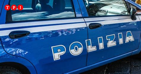 Firenze Studentessa Stuprata E Rapinata Nellandrone