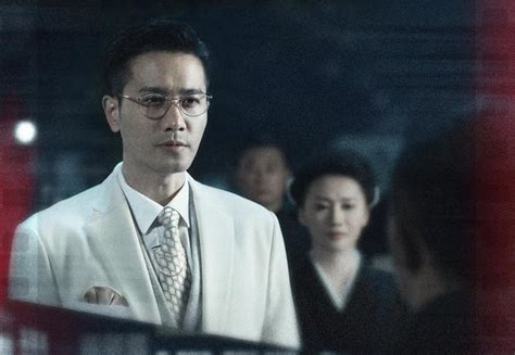 《薄冰》：着实没想到，大哥彭冠英还会这一技能，可真是笑死个人 知乎