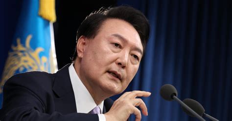 尹 ‘尹·韓 갈등 사실상 인정“정치 오래하면 다 앙금있어 풀려갈 것”