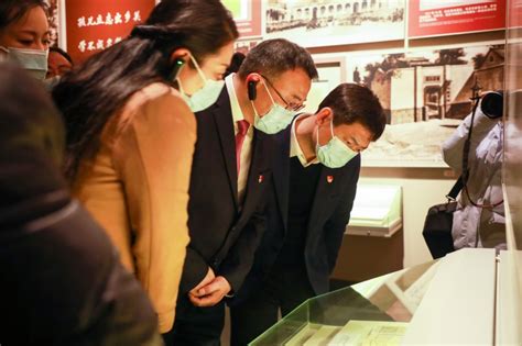 县委理论学习中心组开展2023年第二次集中学习