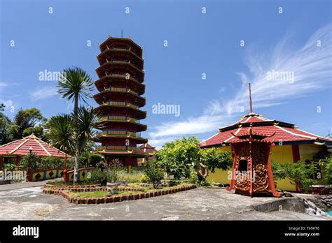 Pagoda Ekayana Tomohon Sulawesi Utara Stock Photo Alamy