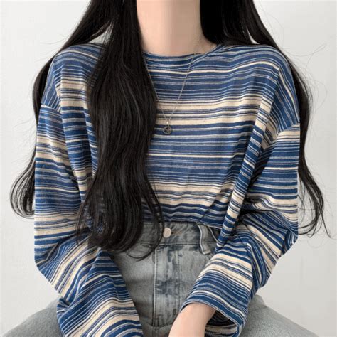 첫 구매 990원 멜로디 단가라 긴팔티셔츠 2color 에이블리