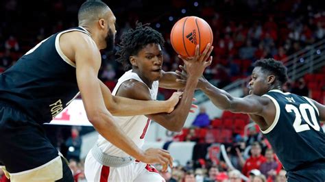 Photo Gallery Nc State Vs Wake Forest In Acc Mens Basketball Raleigh News Observer