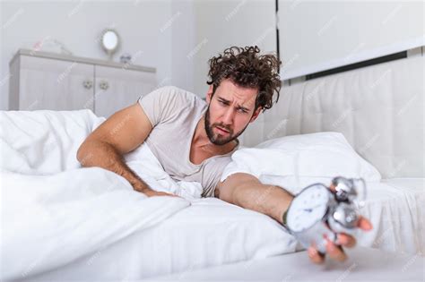 Hate Waking Up Early In The Morning