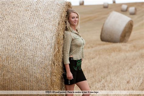 Carisha Wallpapers Wallpicsnet Wallpapers Photos Pictures