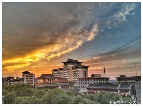 西安昨晚的火燒雲紅透半邊天 每日頭條