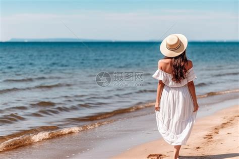带着草帽的白色裙子女人高清图片下载 正版图片600157049 摄图网