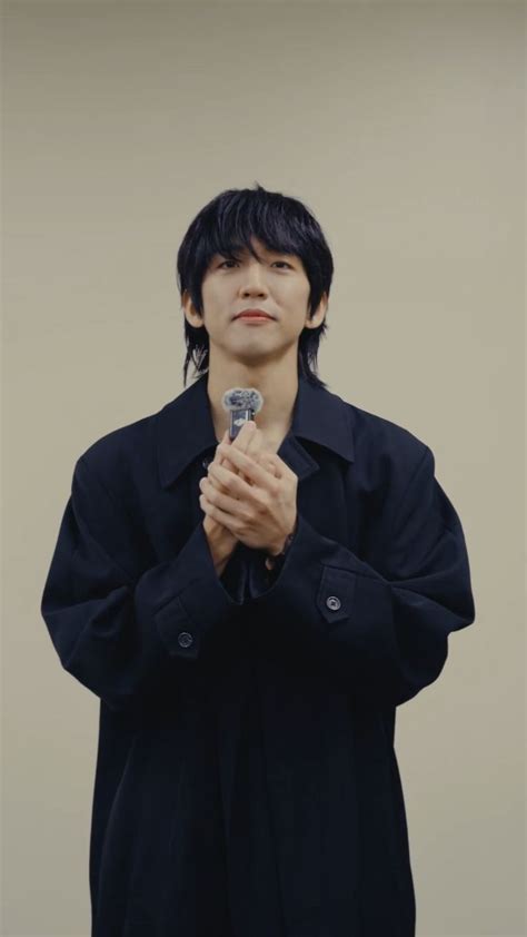 이승윤 Fan 싱어송라이터 이승윤의 선물같은 발매 이승윤의 [여백 한켠에]를 지금 벅스에서 감상하세요 Leeseungyoon 이승윤 여백한켠에 Instagram