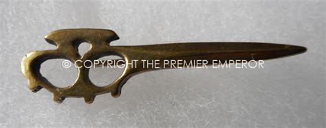 British World War Two 50 51 52 Commando Cap Badge Locally Made Relic Militaria Military