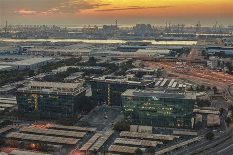 Enhancing Terminal Efficiency Through Streamlined Operating Systems