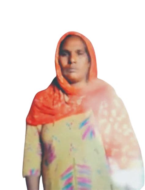 A Woman Travelling With Her Son Died After Falling From A Bike बेटे