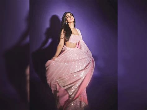 Kajol Share Daughter Nysa Devgan Picture In Manish Malhotra Lehenga See