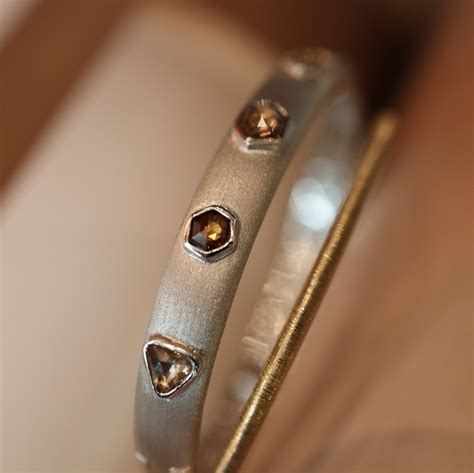 로즈컷 다이아몬드 뱅글 팔찌 로코주얼리