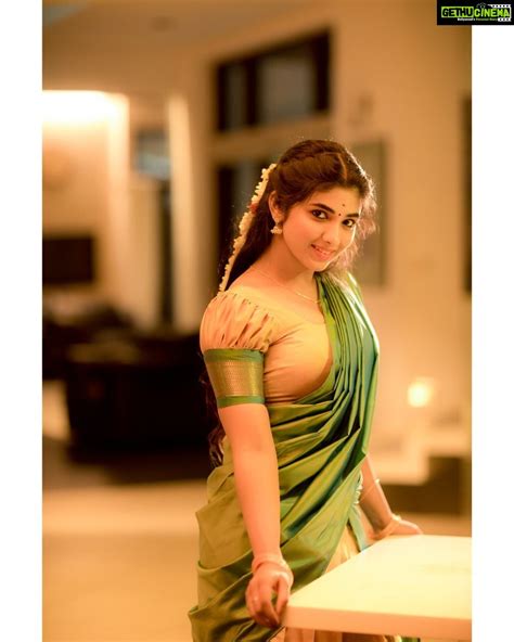 Actress Pragya Nagra Hd Instagram Photos And Wallpapers December 2021 Gethu Cinema