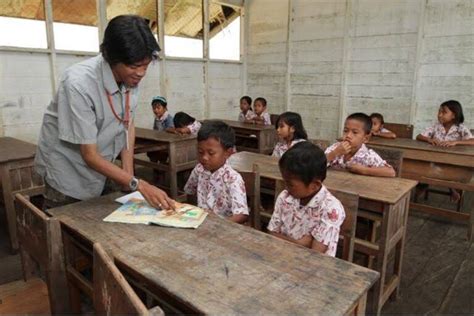 Ketimpangan Pendidikan Di Pelosok Indonesia Apa Peran Kita Bmh