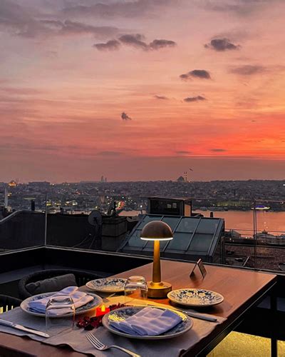İstanbulun En Romantik Restoranları Gecce Mekan Şehrin En İyi Mekanları