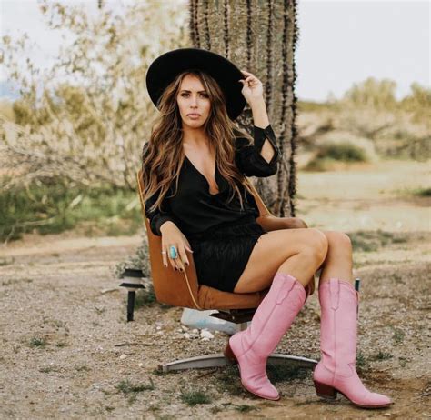 Pin By Alex Nelson On Fashionista Cowgirl Couture Boot Lover Pink