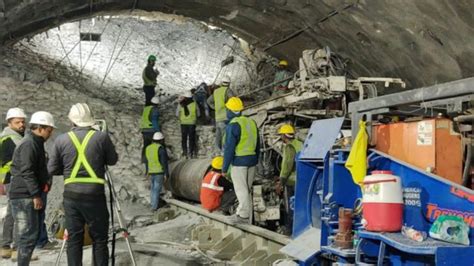 Uttarkashi Tunnel Collapse Big Relief For 41 Trapped Workers As