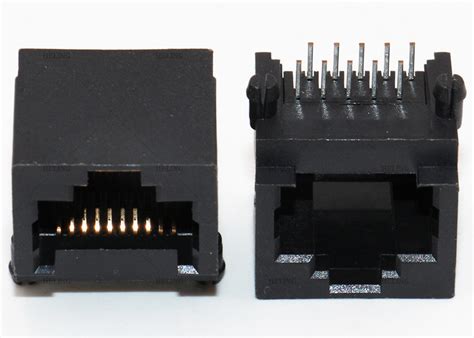 8P8C RJ45 Through Hole Connector THT Solder Right Angle RJ45 With Posts