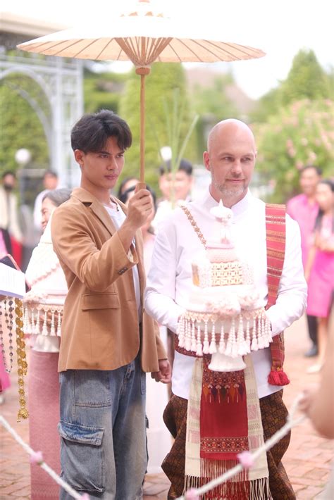 Lankum Design ลานคำ ดีไซน์ ร้อยเอ็ด 💓 รีวิวชุดเจ้าบ่าว เจ้าสาว คุณหญิง และคุณนนท์ งานกินดอง