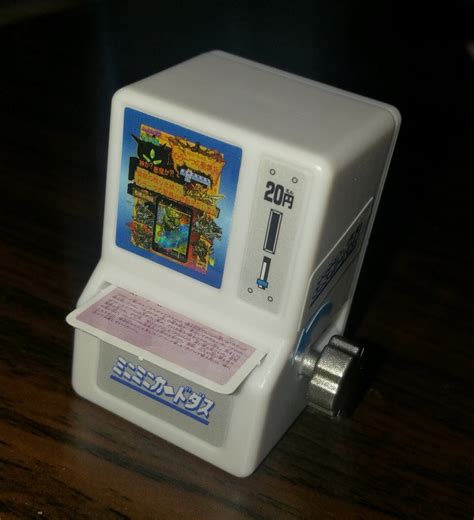 「ミニミニカードダス Sdガンダム外伝 聖機兵物語」を購入しました。 とかとか。