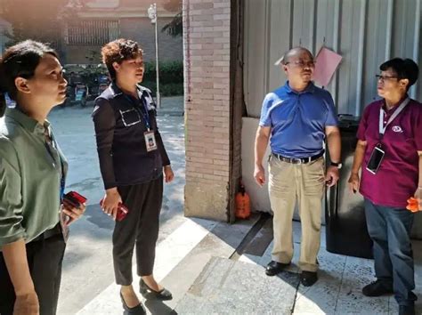 区房管局开展住宅小区创城迎检工作再检查澎湃号·政务澎湃新闻 The Paper