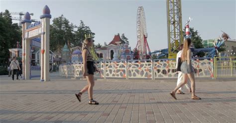 Glymt City Public Park Of Maxim Gorky Amusement Attract