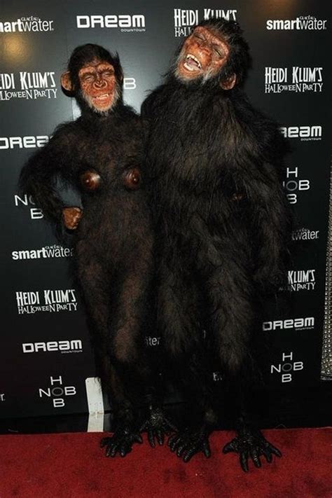 「ハロウィンの女王」の異名を持つモデル、ハイディ・クルムの仮装を総まとめ フロントロウ 海外セレブ情報を発信