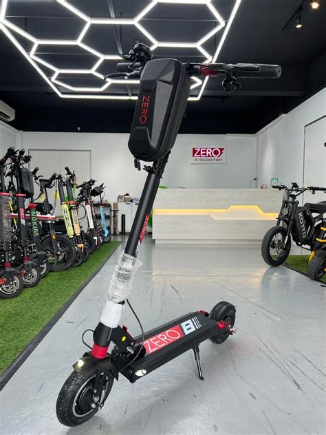 Zero 8 ~ 36v Top Speed 35kmh 35km Range 10ah 350w 85 18kg Revolt Electric Scooters