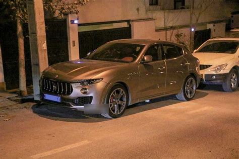 فرارو عکس مازراتی شاسی بلند در ایران