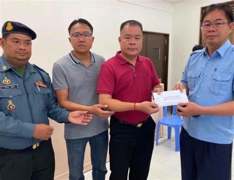 អភិបាលខេត្តព្រះសីហនុ នាំយកថវិកាលើកទឹកចិត្តដល់កម្លាំងកងរាជអាវុធហត្ថខេត្ត