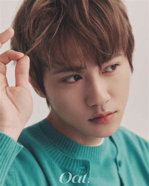 Ghim của Katja Donhauser trên btob Cam