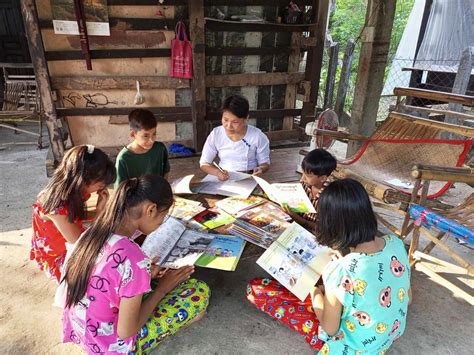 ပေါင်မြို့နယ်၌ Mobile Library စနစ်ဖြင့် စာအုပ်၊ စာစောင်များ ငှားရမ်းပေး