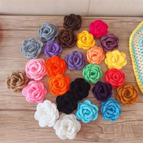 خرید و قیمت گل های رز در رنگ بندی متنوع مناسب کار روی تل گل سر لباس و